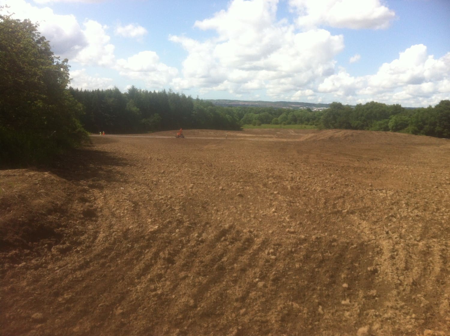 Bothwellhaugh Cemetery - Celmisa Plant Hire